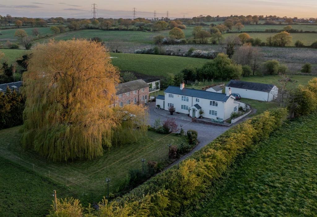 Peck Mill Farm, Peck Mill Lane, Alvanley 7 bed detached house for sale ...