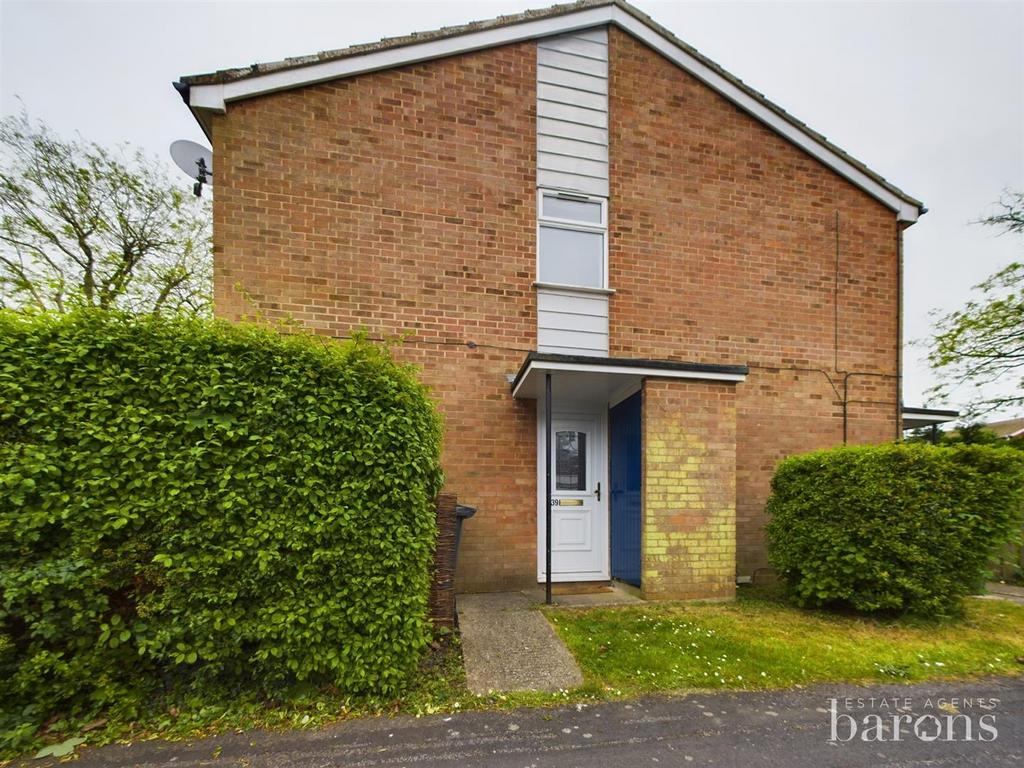 Pershore Road, Basingstoke RG24 2 bed maisonette - £225,000