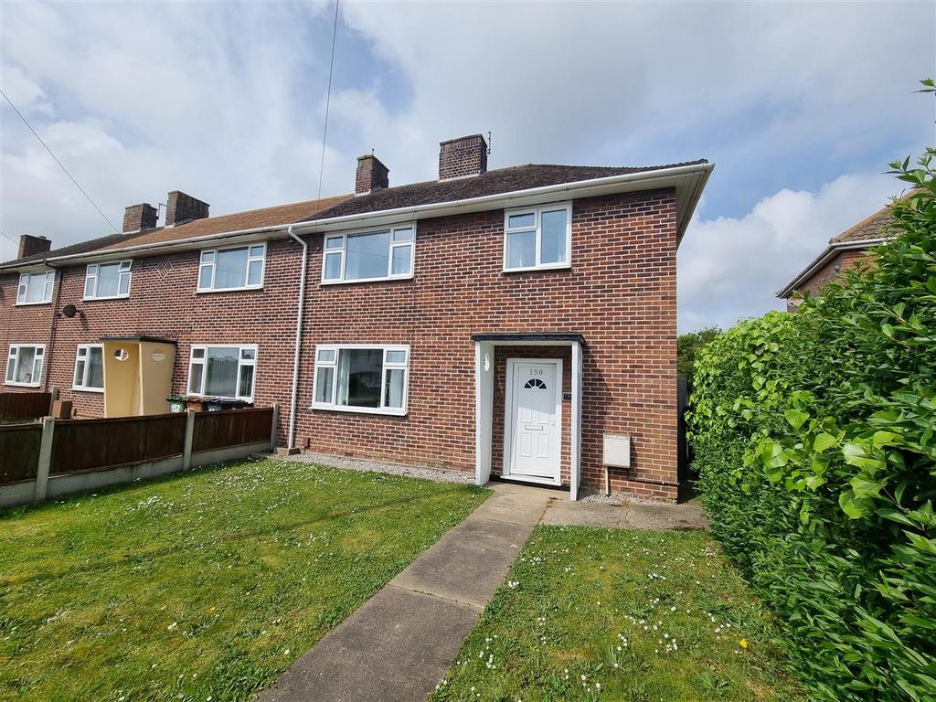 Middleton Road, Gorleston, 3 bed end of terrace house - £200,000