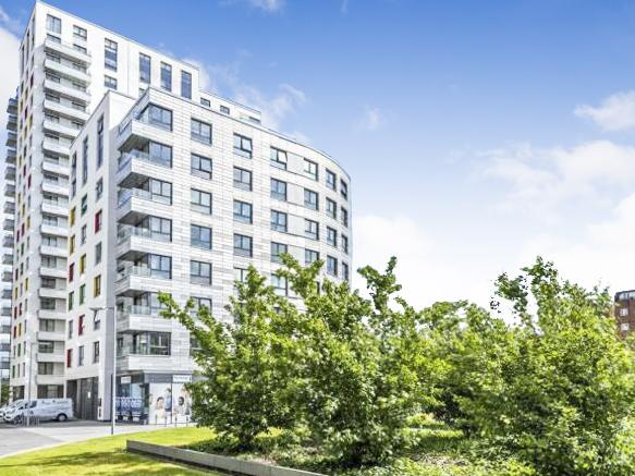 Alfred Street, Reading RG1 1 bed apartment - £230,000