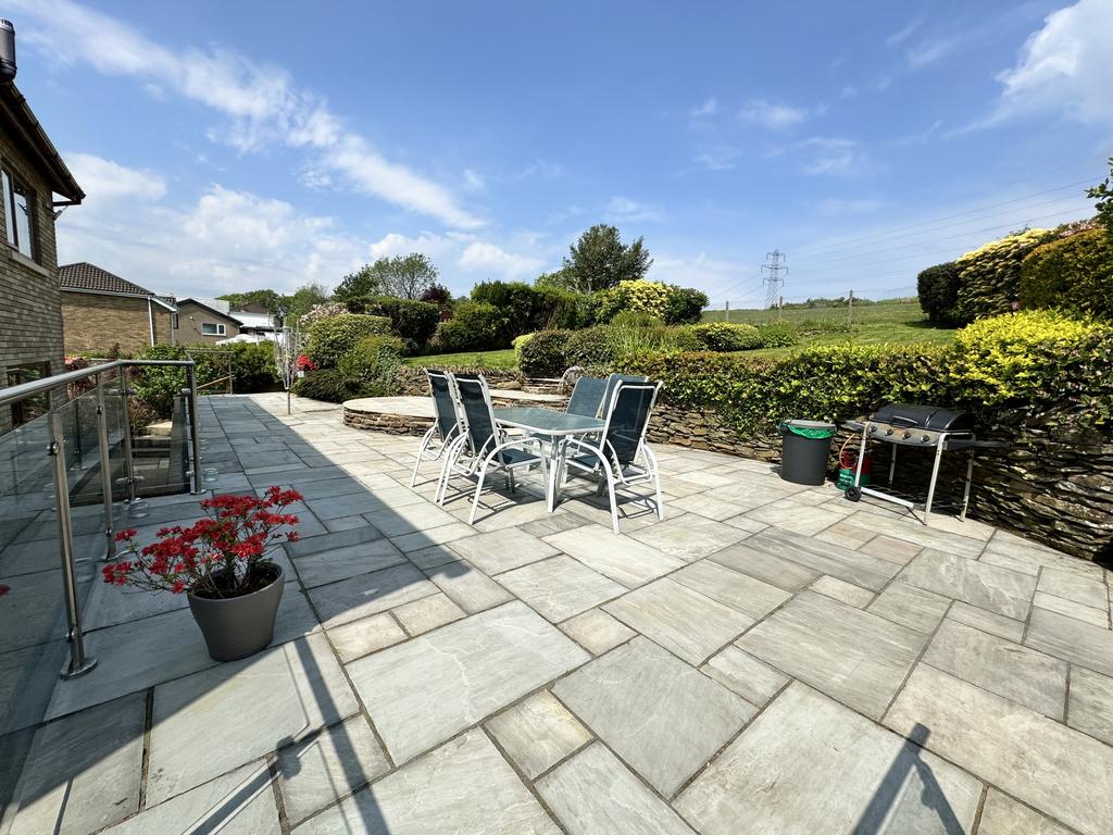 Tonteg, Pontypridd CF38 4 bed detached house for sale - £500,000