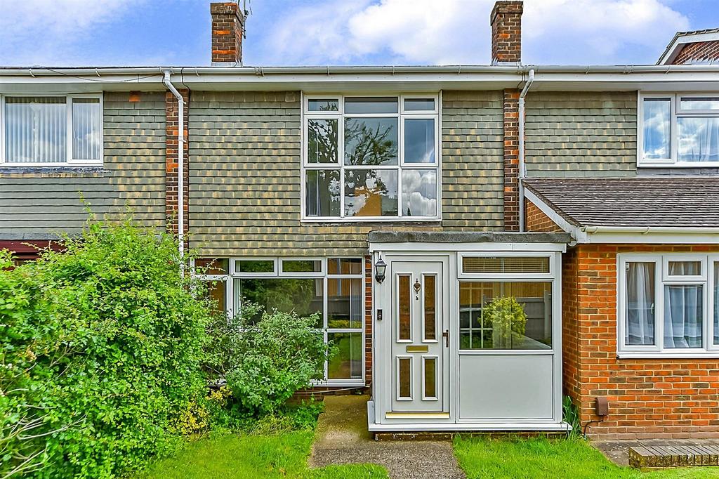 Conyers Walk, Parkwood, Gillingham, Kent 2 bed terraced house - £280,000