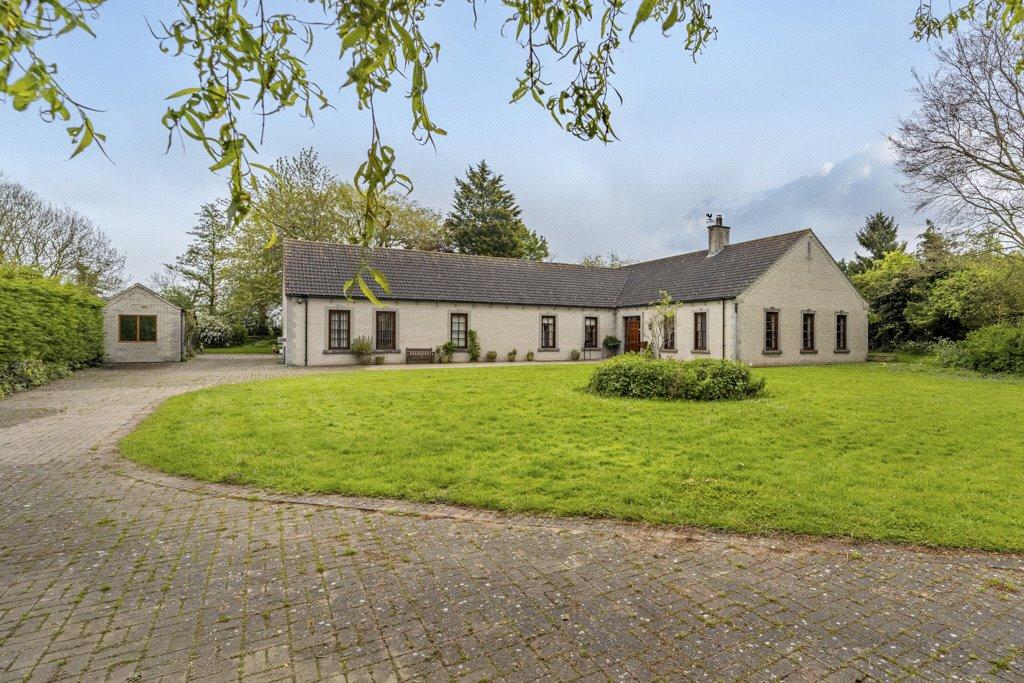 Little Humby, Lincolnshire NG33 5 bed bungalow - £725,000