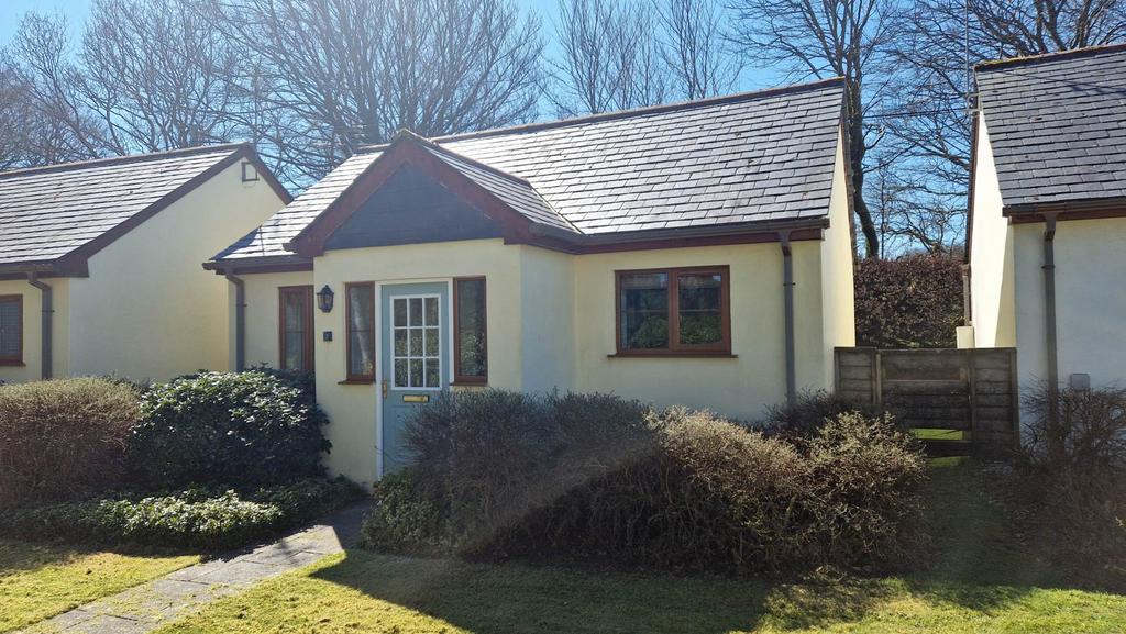 Inny Vale Holiday village, Davidstow 2 bed detached house for sale - £ ...