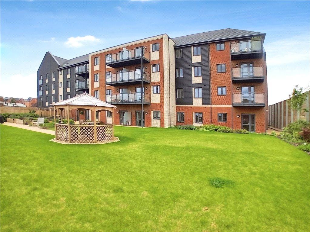 Roslin Place, Station Road, Hook 1 bed apartment - £360,000