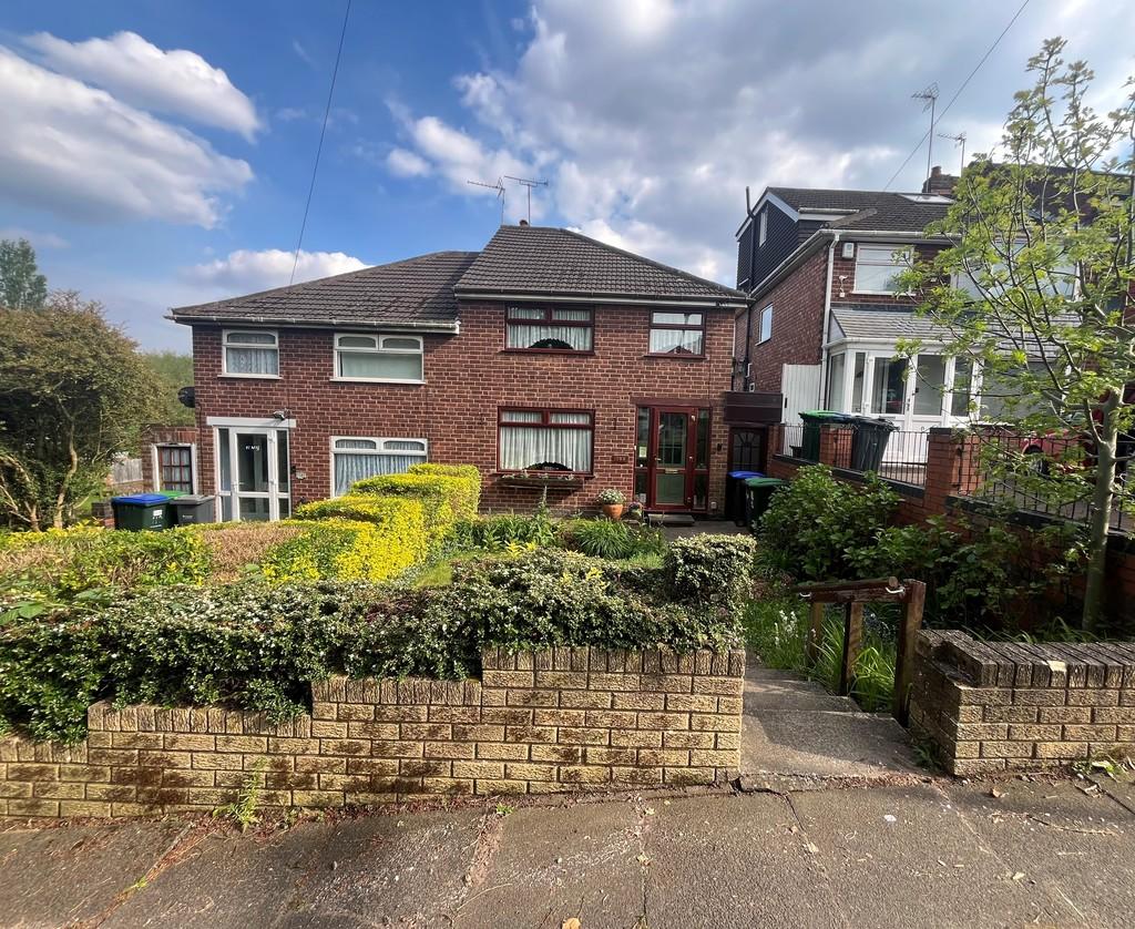 Eastwood Road, Birmingham B43 3 bed semi-detached house for sale - £220,000