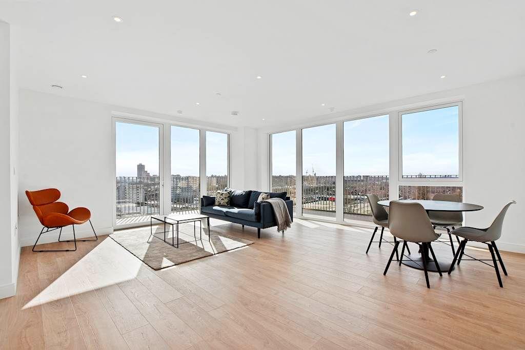 Affinity House, Beresford Avenue... 3 bed apartment - £760,000