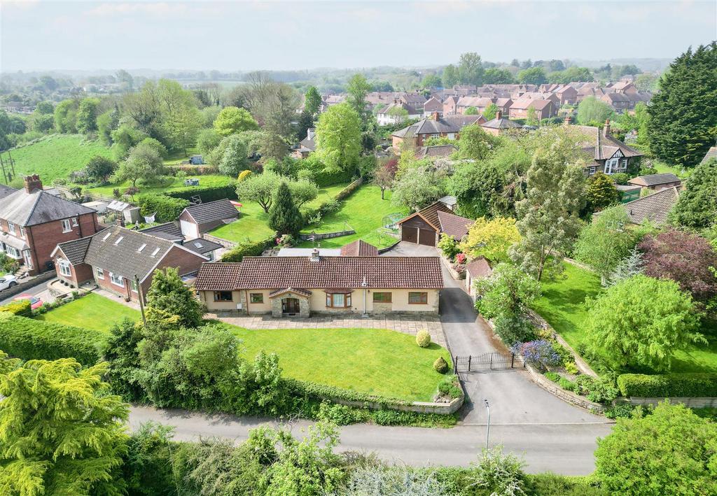 Littlethorpe Lane, Ripon 4 bed detached bungalow - £575,000