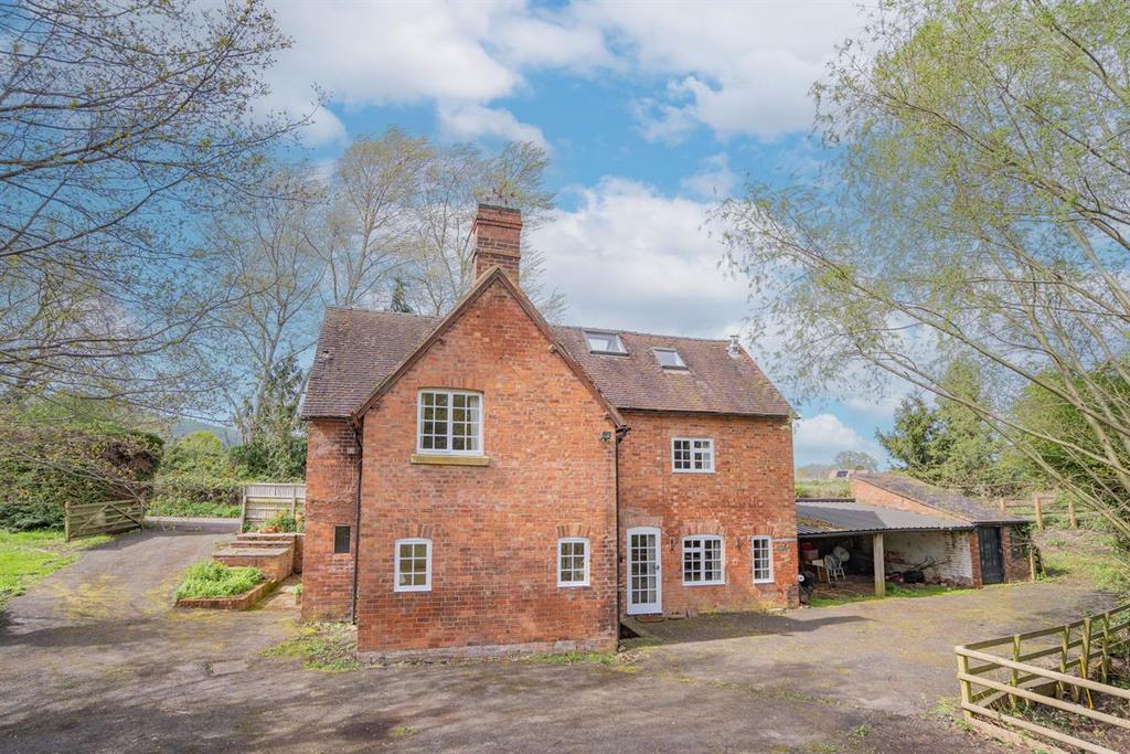 Old Mill House, Mill Lane, Malvern... 4 bed detached house - £595,000