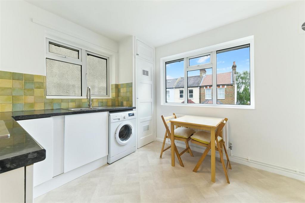 Haydons Road, Wimbledon SW19 2 bed maisonette for sale - £525,000