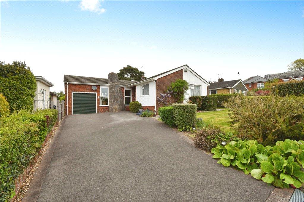Durban Close Romsey Hampshire 3 Bed Detached Bungalow For Sale £575 000