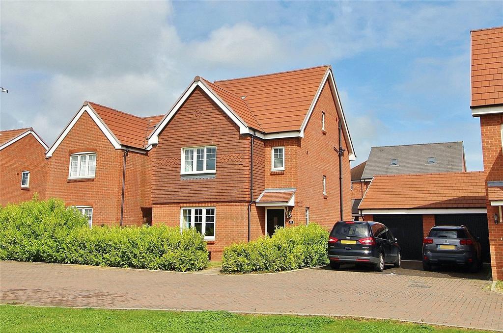 Teasel Drive, Durrington, Worthing... 4 bed detached house for sale - £ ...