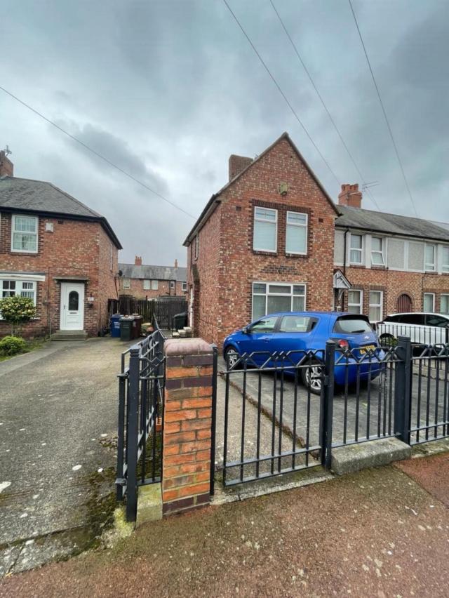 39 Leicester Street Walker Newcastle... 2 bed end of terrace house - £ ...
