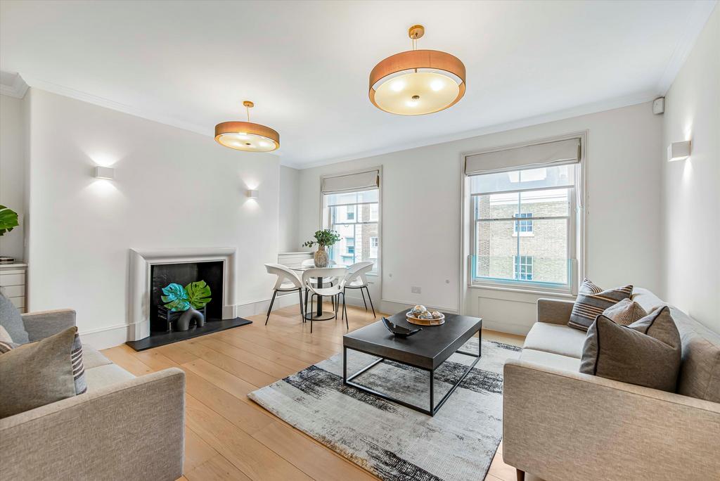 Wimpole Street, Marylebone, London, W1G 2 bed flat - £3,878 pcm (£895 pw)