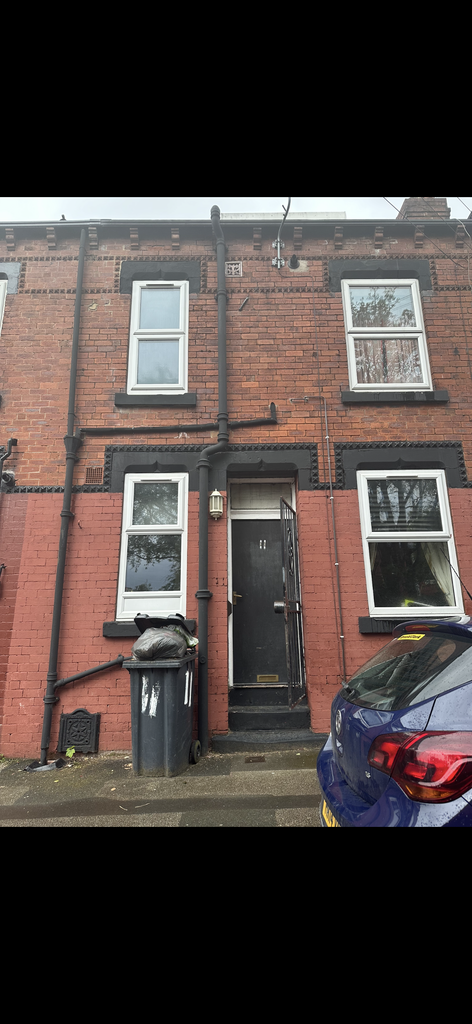 Noster View Leeds Ls11 2 Bed Terraced House To Rent £775 Pcm £179 Pw