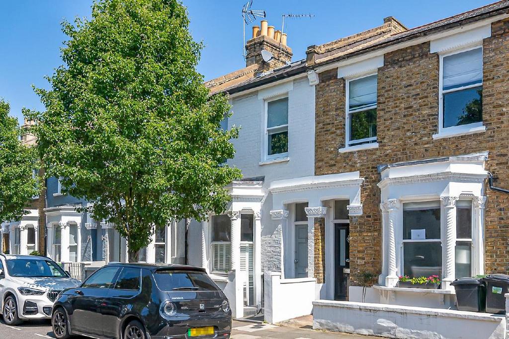Pursers Cross Road, Fulham 3 bed terraced house - £1,550,000