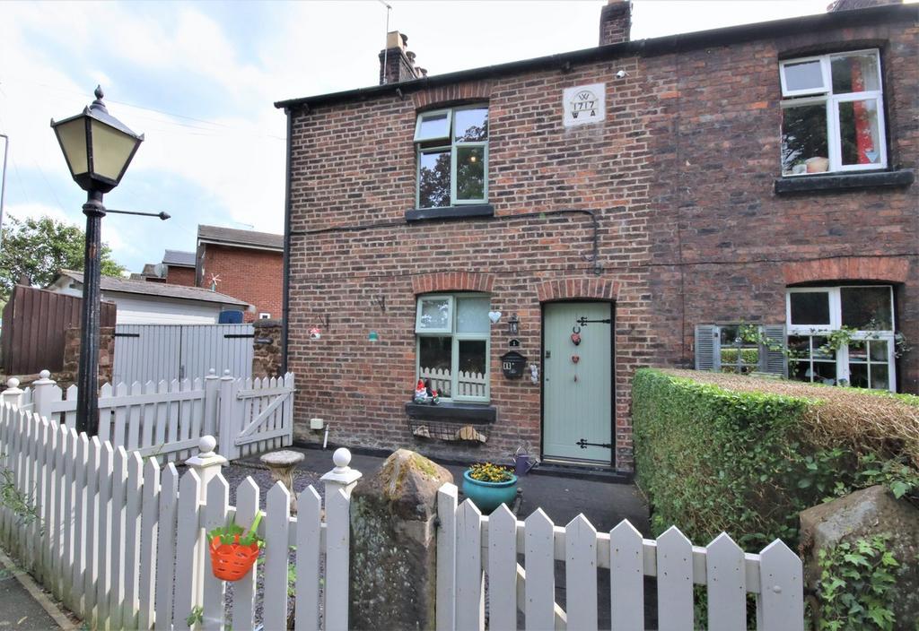Hall Lane, Cronton, Widnes, WA8 3 bed cottage for sale - £365,000