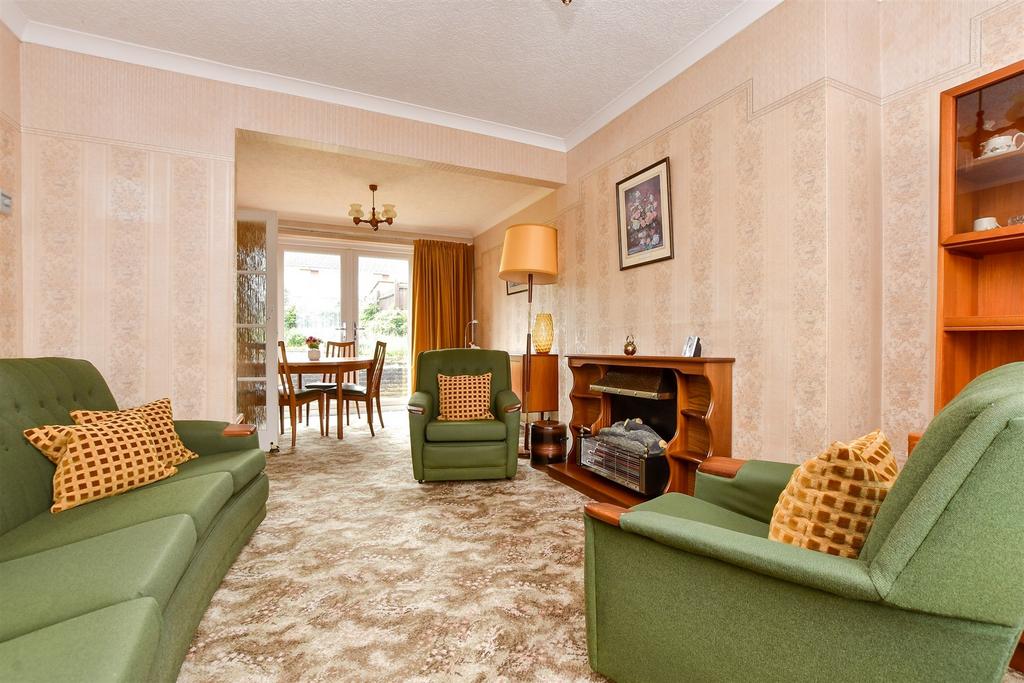 Wakehurst Drive, Southgate, Crawley... 3 bed end of terrace house for ...