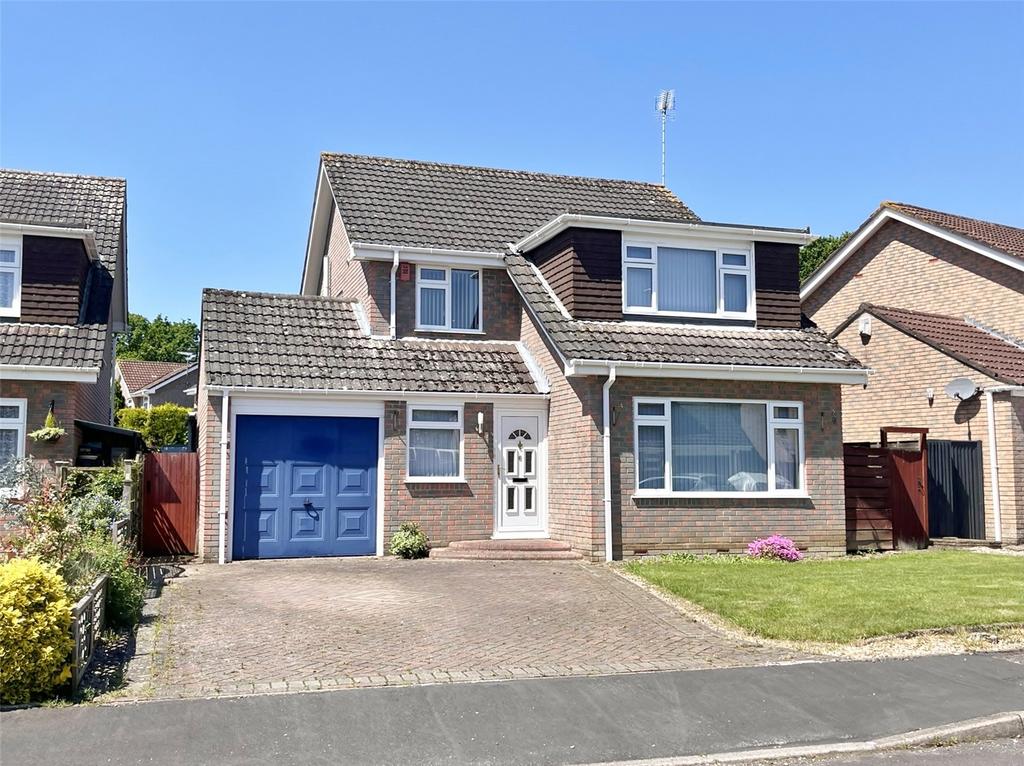 Beech Close, Verwood, Dorset, BH31 4 bed detached house - £475,000