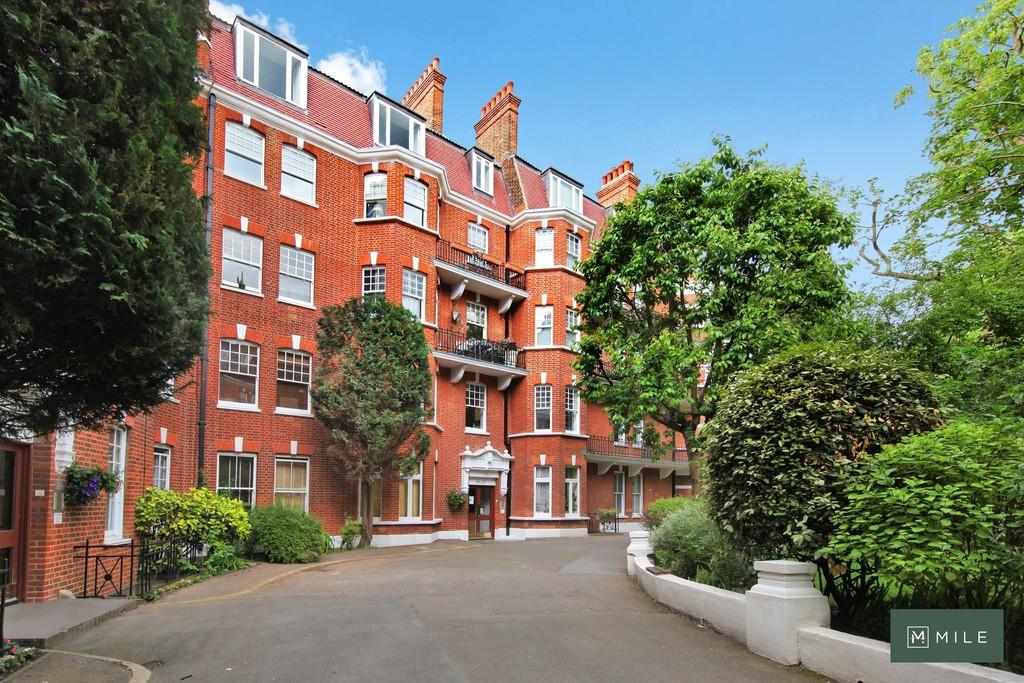 Kings Gardens, London NW6 3 bed flat - £750,000