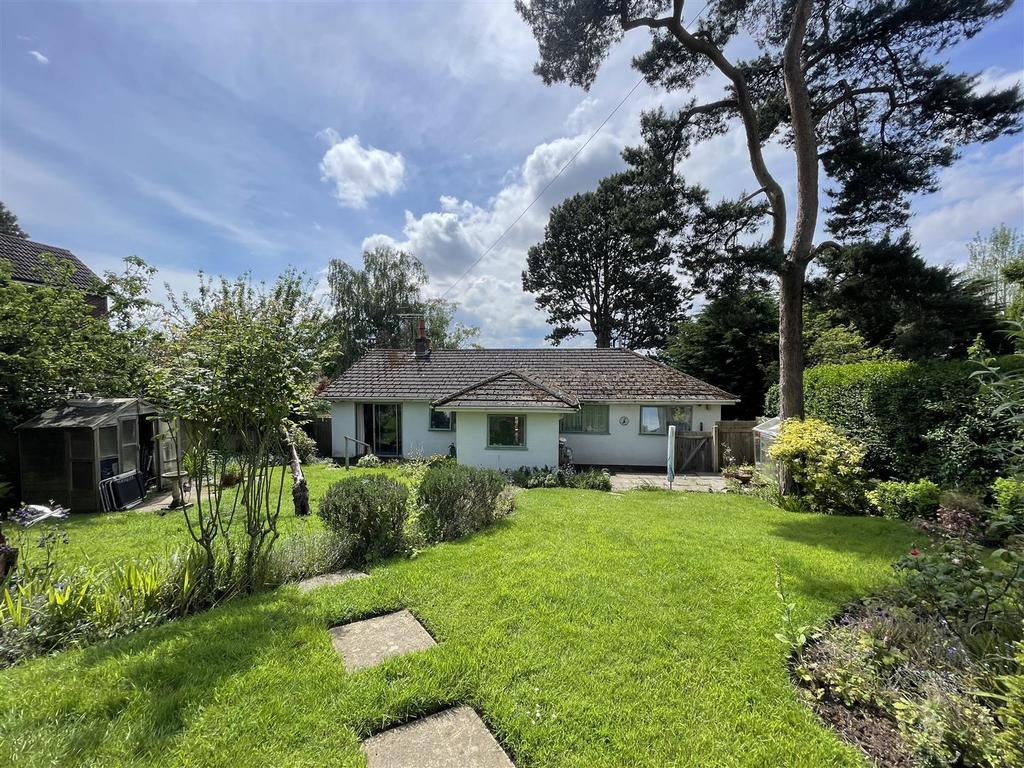Farr Hall Drive, Heswall, Wirral 3 bed detached bungalow - £675,000