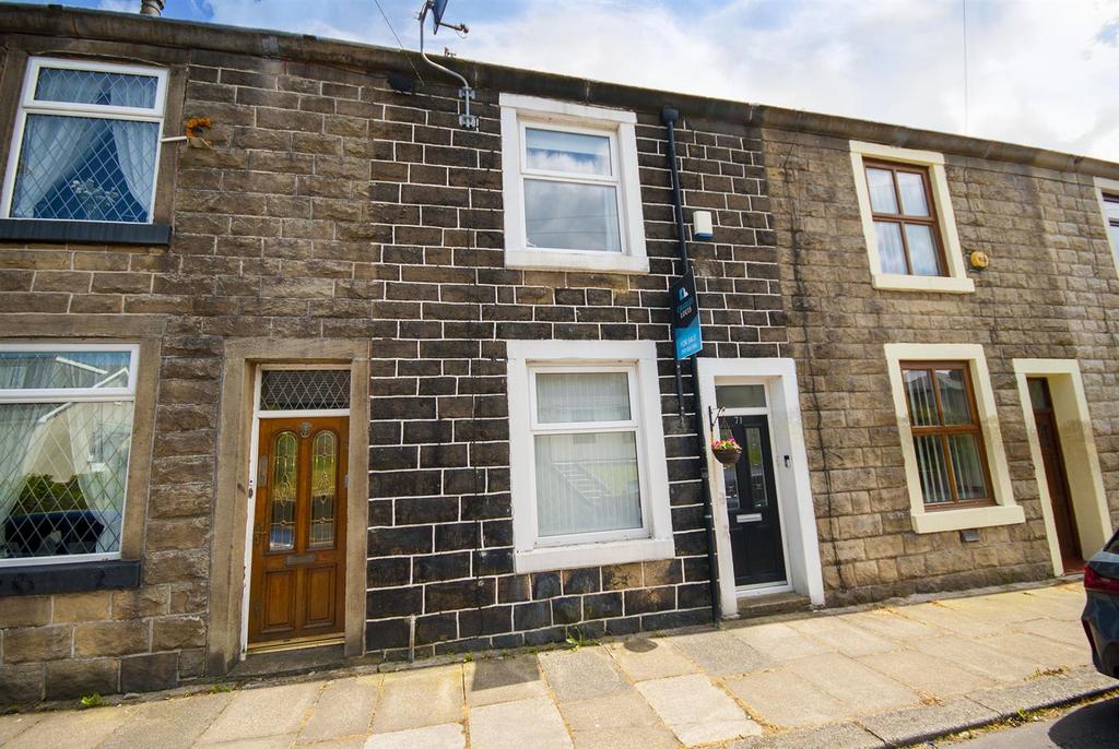 Victoria Street, Ramsbottom, Bury... 2 bed terraced house - £170,000