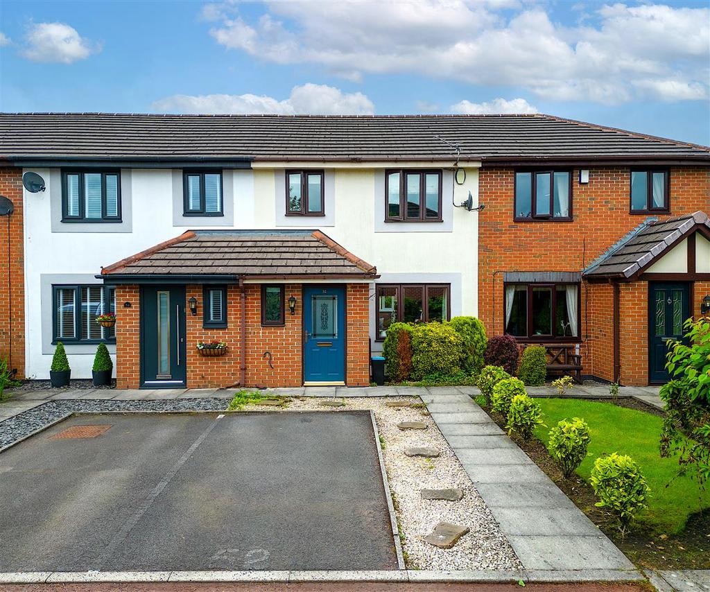 Silvermere Close, Ramsbottom, Bury 3 bed terraced house - £250,000