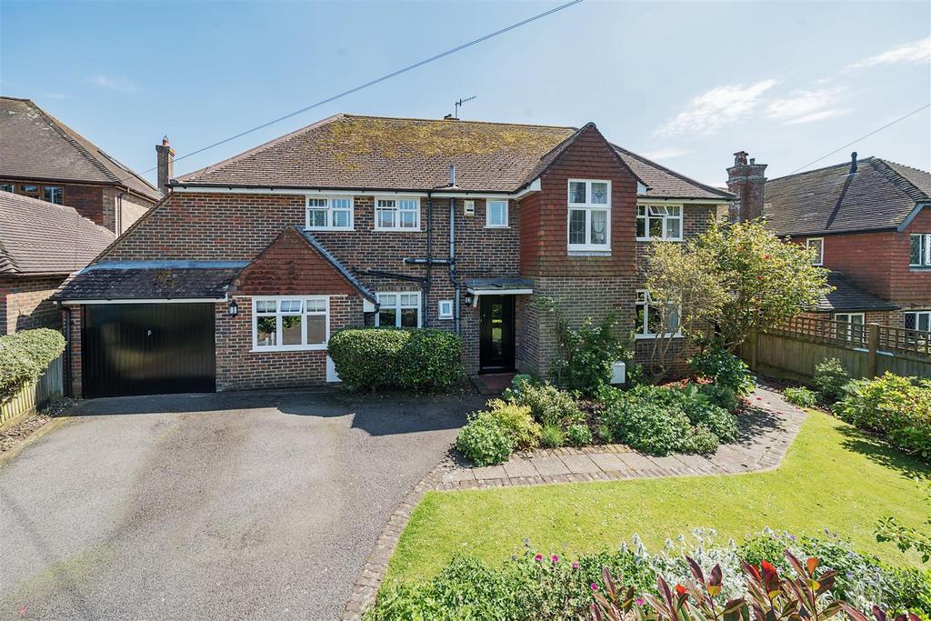 Downsview Road, Seaford 3 bed detached house - £825,000