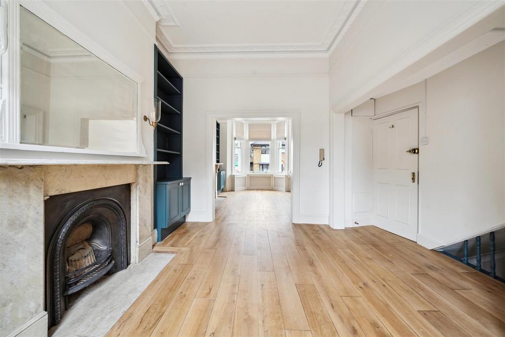 Westcroft Square, London 2 bed maisonette - £3,000 pcm (£692 pw)