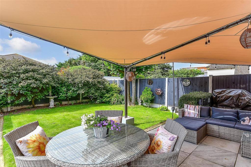 Newington Road, Ramsgate, Kent 4 bed semi-detached house for sale - £ ...