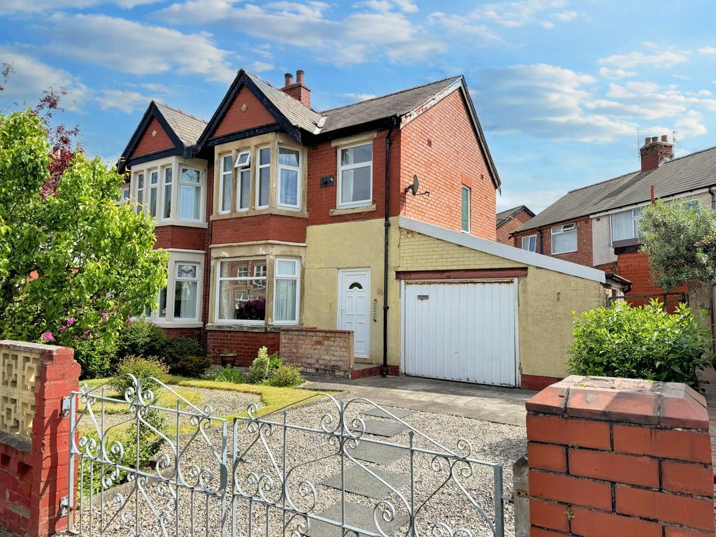 Bungalow For Sale Bispham Road Blackpool at Samantha Sternberg blog