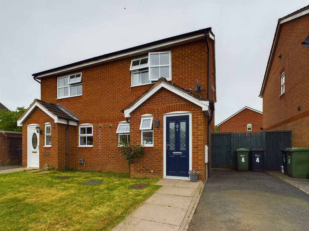 Childer Road, Ledbury HR8 2 bed semi-detached house - £239,950