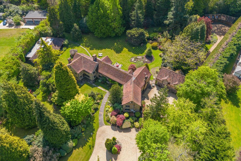 Westwood Road, Windlesham, Surrey, GU20 6 bed detached house for sale ...