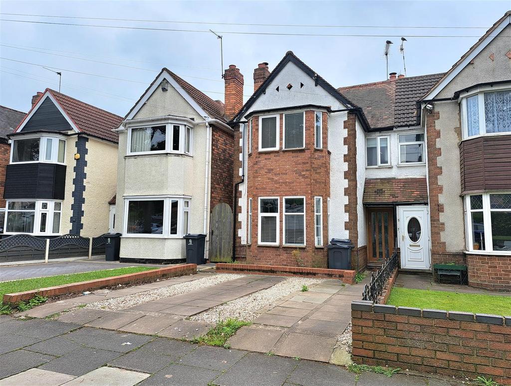 Goldthorne Avenue, Sheldon, Birmingham 3 bed semi-detached house - £280,000
