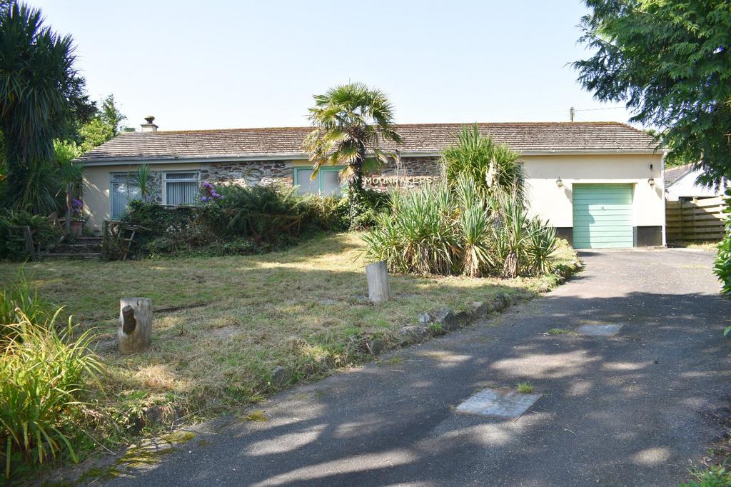 Busveal, Redruth, Cornwall, TR16 2 bed bungalow - £350,000