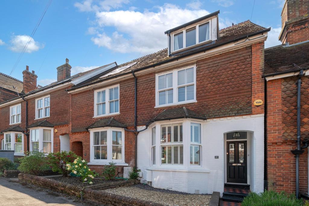Yorke Road, Reigate, RH2 4 bed end of terrace house - £950,000