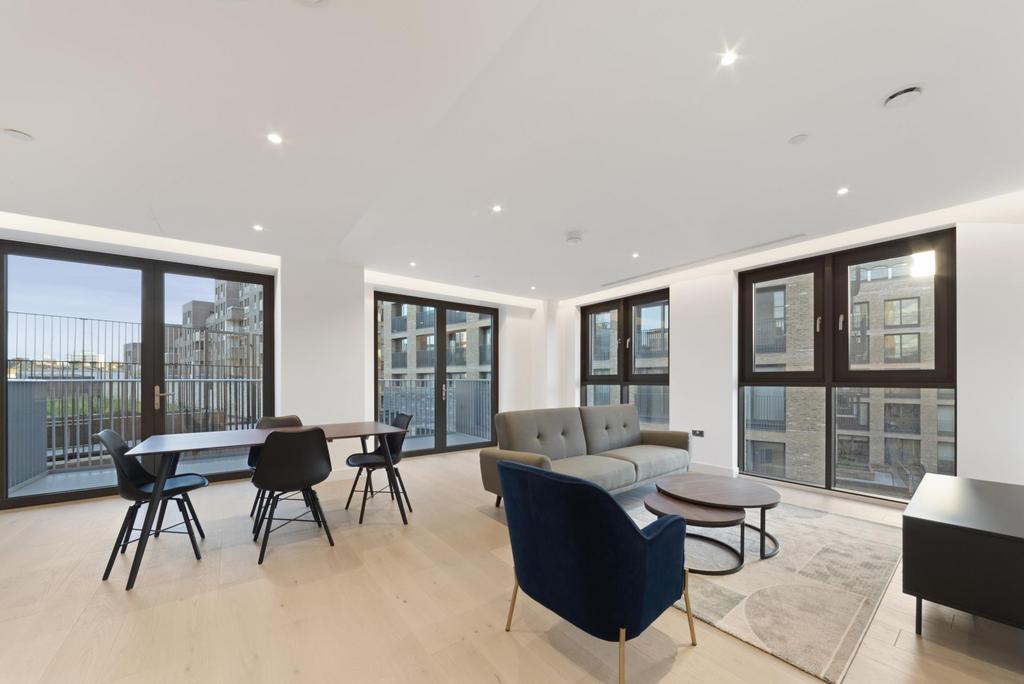 Manuscript Court, Paragon Square... 2 bed apartment - £4,996 pcm (£ ...