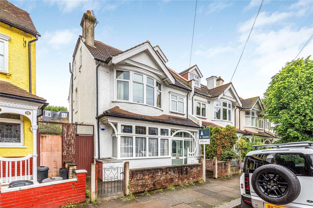 Woodnook Road, Furzedown, SW16 5 bed semi-detached house for sale - £ ...