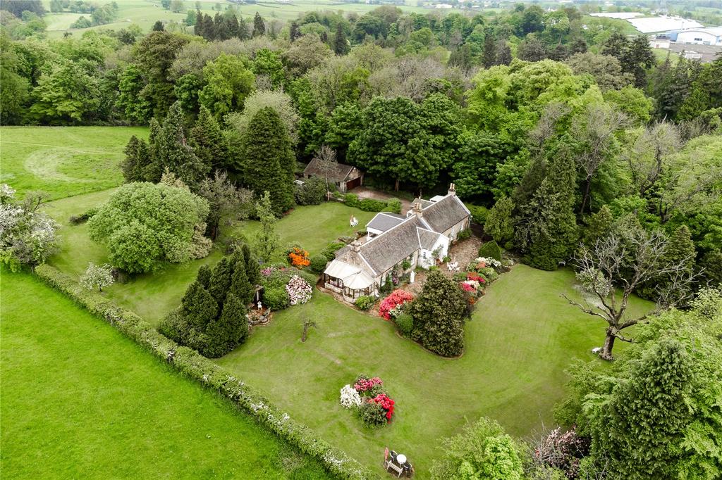 Blairnile, Golf Course Road, Balmore... 4 bed detached house - £725,000