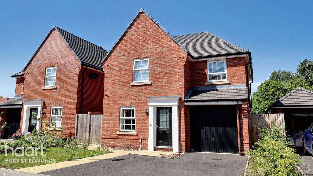 Clay Pit Close, Woolpit, Bury St Edmunds 3 bed detached house - £375,000