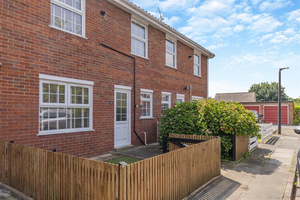 Overleigh Road, Chester CH4 3 bed mews - £340,000