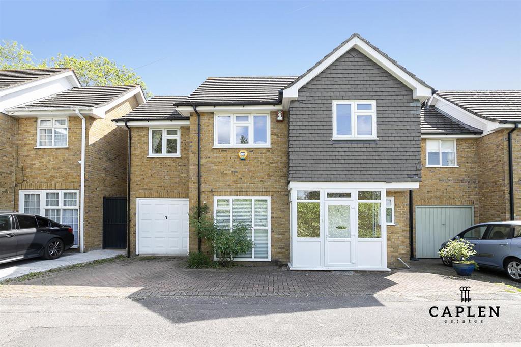Roding Lane South, Ilford 4 bed detached house - £650,000