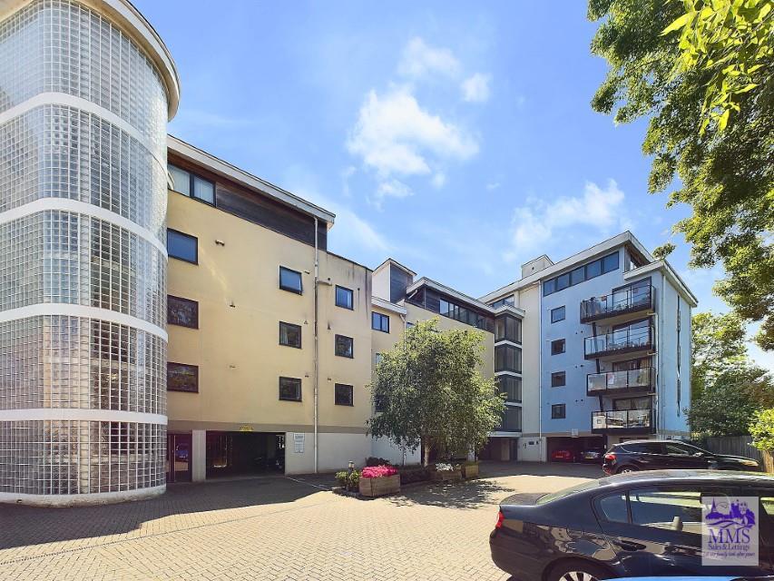 Clifford Way, Maidstone 1 bed apartment - £175,000