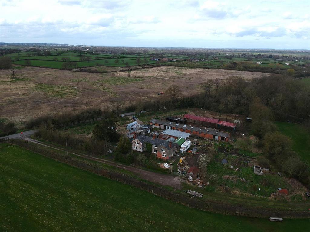 Gates Farm, Holly Bush, Bangor On Dee 3 bed property for sale - £180,000