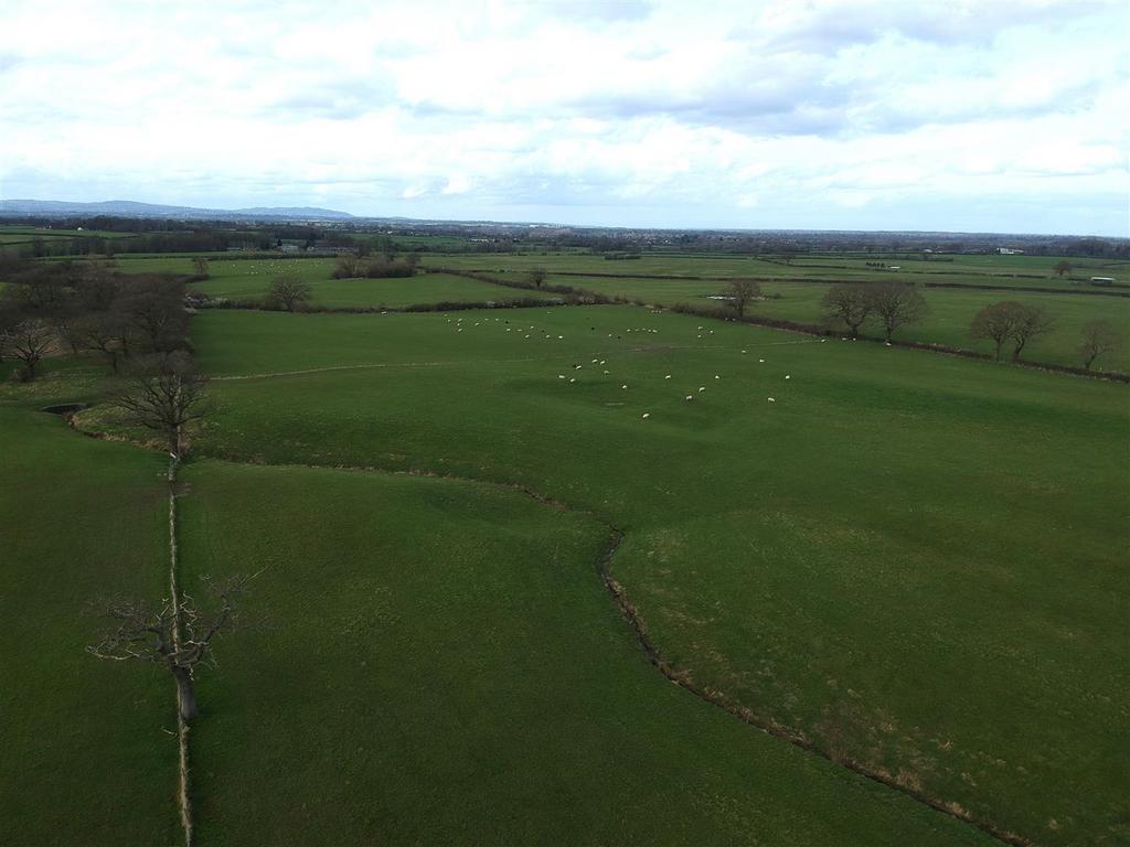 40.5 acres Land, Whitchurch Road... Land - £250,000
