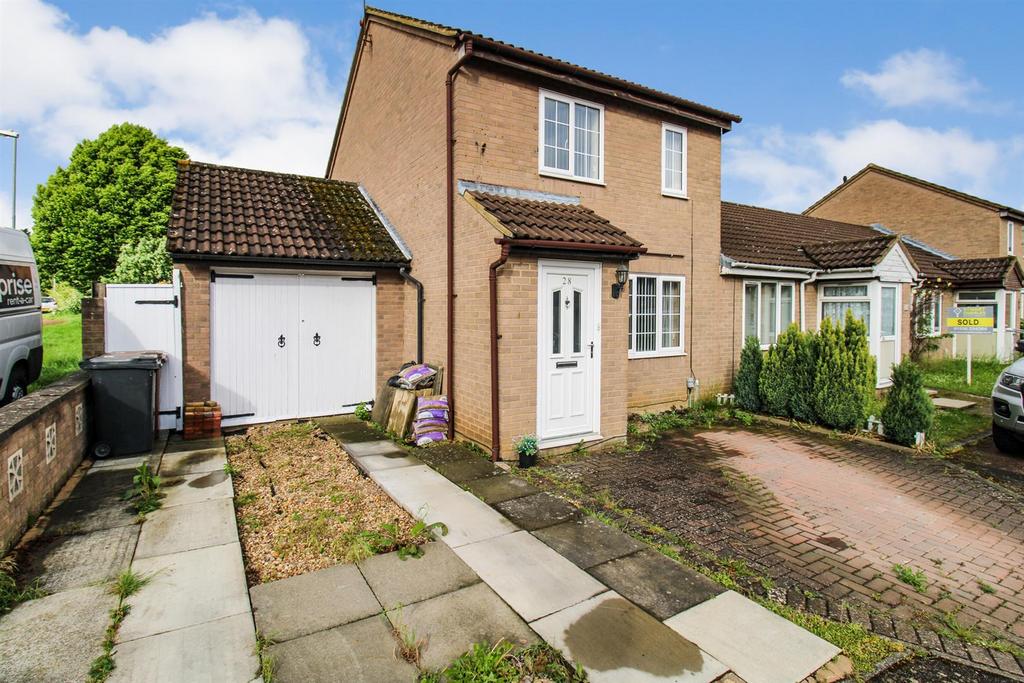 Beech Close, Corby NN17 3 bed semi-detached house - £215,000