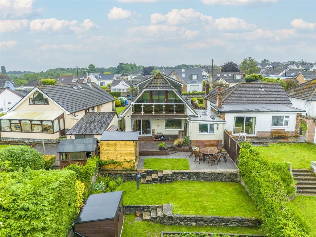 Merley Ways, Wimborne, Dorset, BH21 5 bed detached house - £775,000