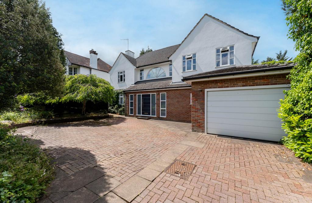 Deacons Hill Road, Elstree 5 bed detached house - £1,999,999