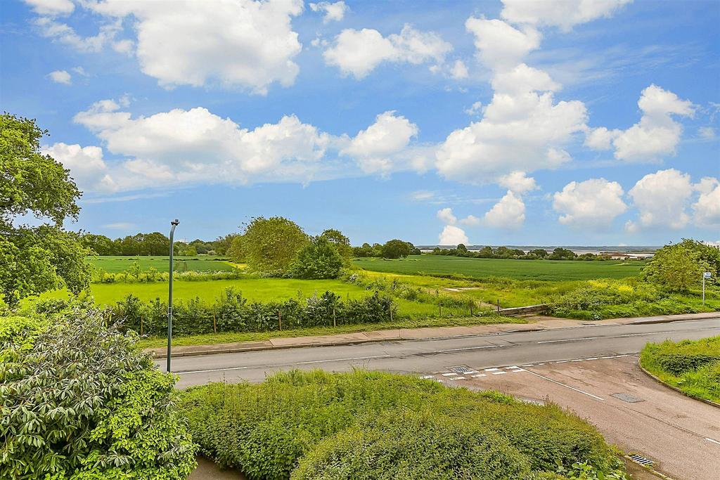 Vicarage Lane, Hoo, Rochester, Kent 4 bed detached house for sale - £ ...