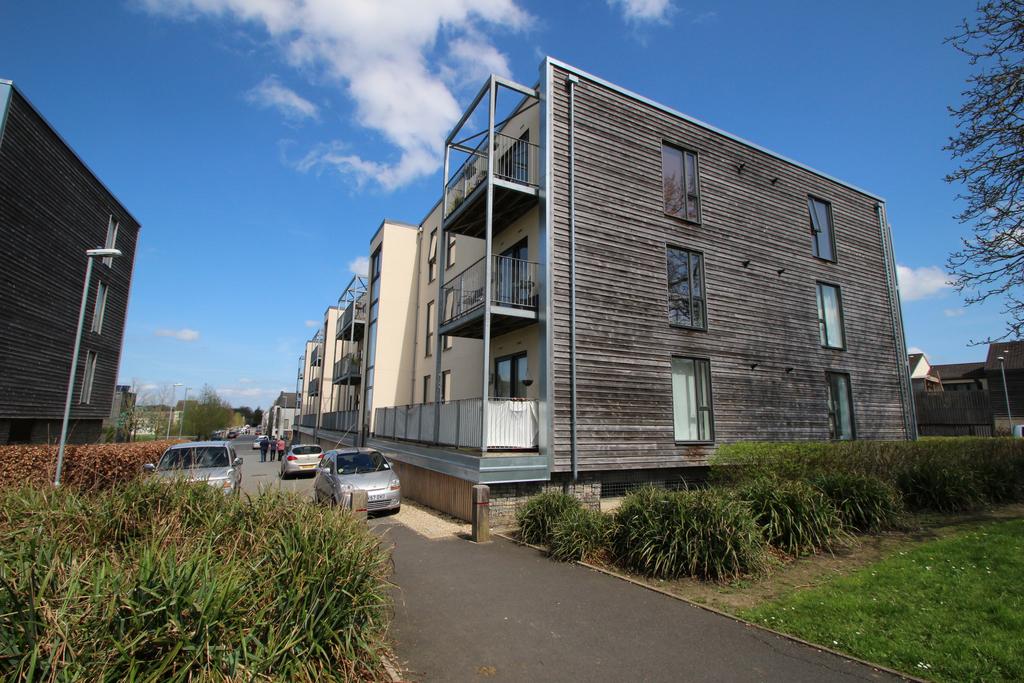 Lime Tree Square, STREET, Somerset 1 bed flat to rent - £750 pcm (£173 pw)